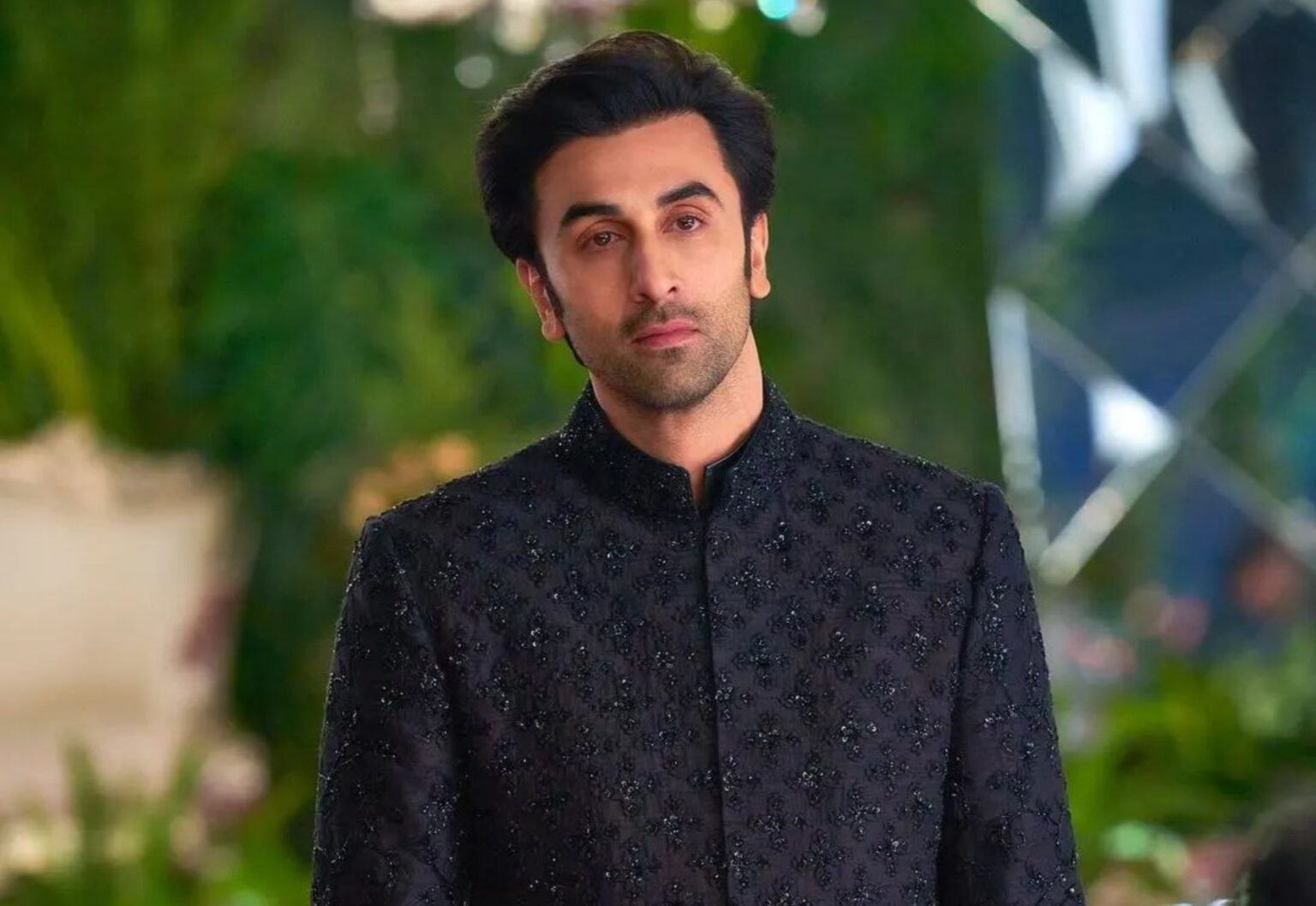 Ranbir Kapoor Biography - Age, Wife, Son, Education, Life Story, Net ...