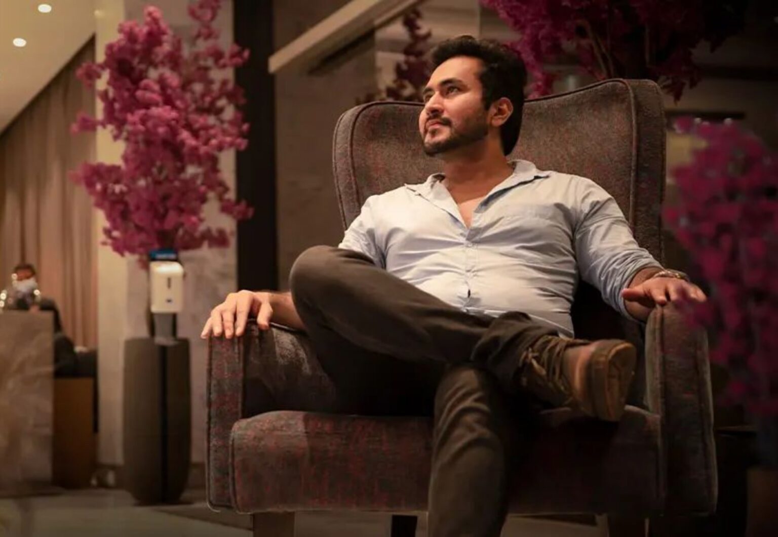 Gaurav Thakur Biography - Age, Height, Education, Life Story, Net Worth ...