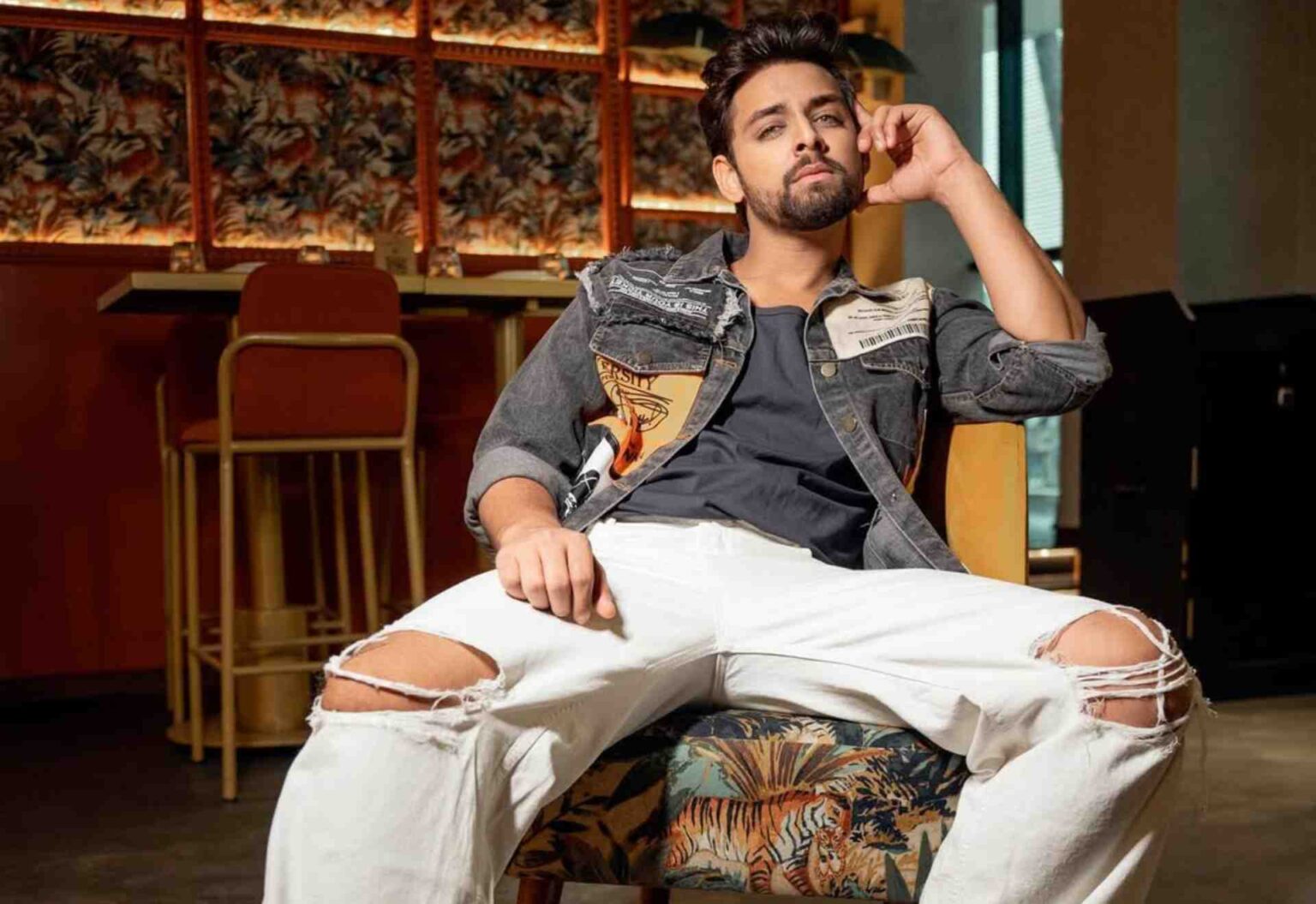Samarth Jurel Biography - Age, Height, Education, Life Story, Net Worth ...